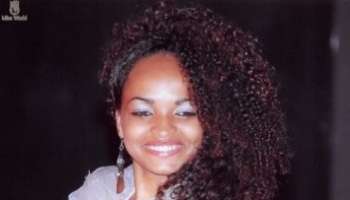 Miss Cap-Vert bute sur la forteresse Europe