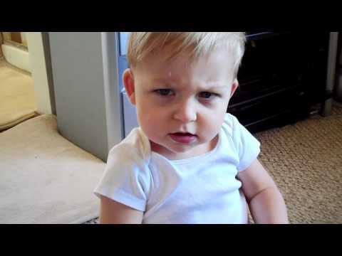Le bébé qui dit non à tout, sauf à 1 million de dollars (vidéo)