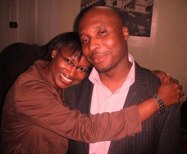 Photo : La journaliste Dié Maty Fall avec Barthelémy Dias