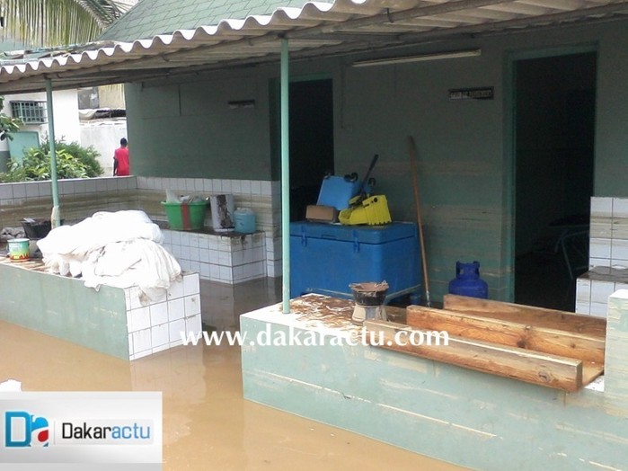 Inondations à dakar : Photos du dispensaire Philippe Maguilène Senghor.