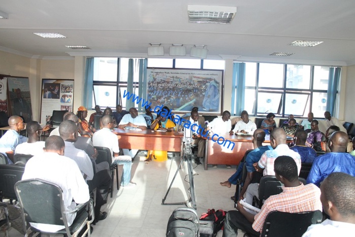 Les images de la conférence de presse de l'Ujtl