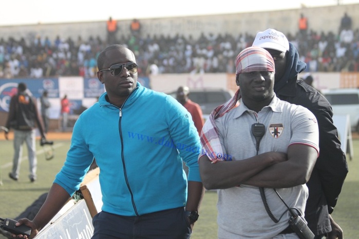 Revivez en images le combat Modou Lo/Eumeu Séne au stade Demba Diop