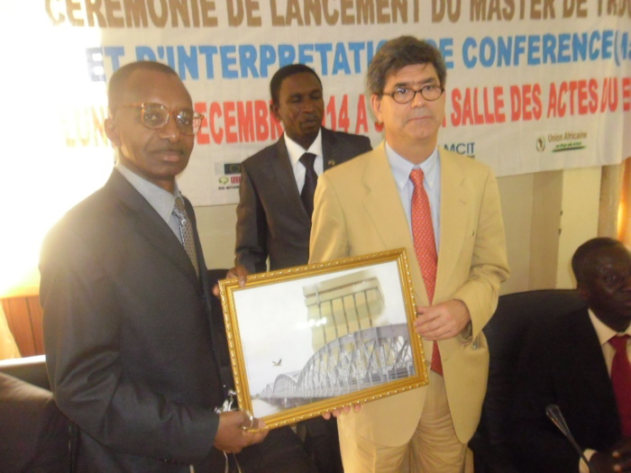 L’UGB lance le Master de Traduction et Interprétation de Conférence (MaTIC)