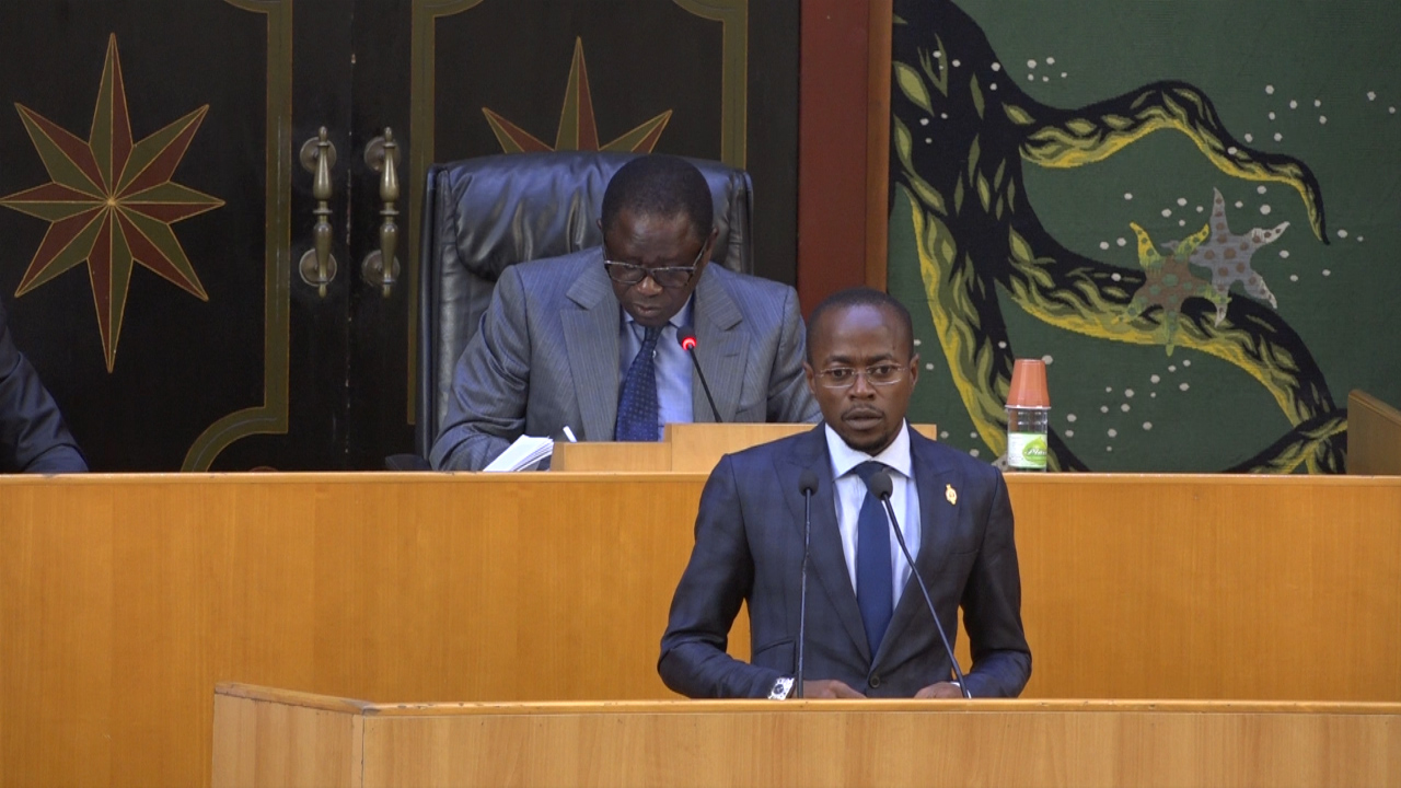 Abdou Mbow : « On a injecté à Touba de 2014 à aujourd’hui 3 milliards ...