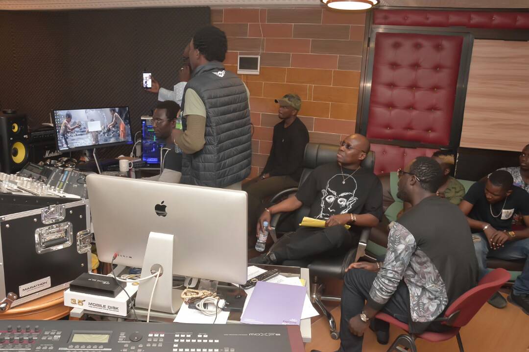 Visite de David Monsoh, le PDG de BBlackTv dans les locaux de ...