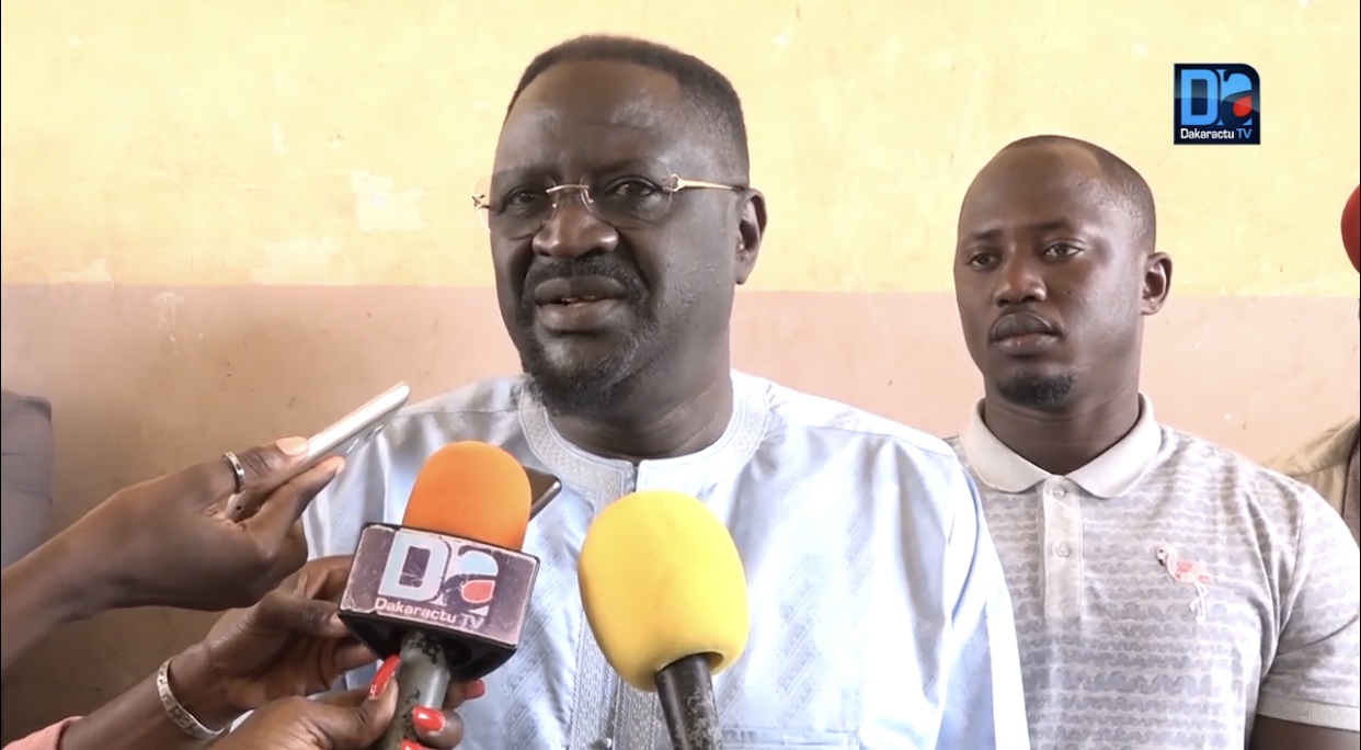 Papa Abdoulaye Seck prie pour la victoire de Macky dans une élection ...