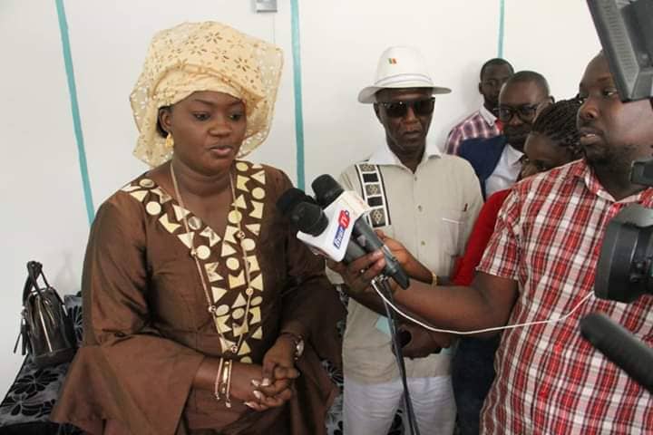 Sortie de Ousmane Sonko sur le fer de Falémé : Yaye Fatou Diagne y voit ...