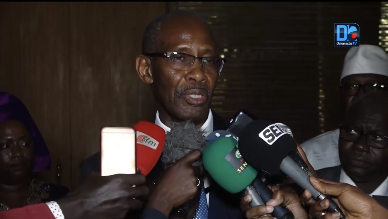 Le ministre Samba Sy adoube le front syndical : « Nous allons continuer ...