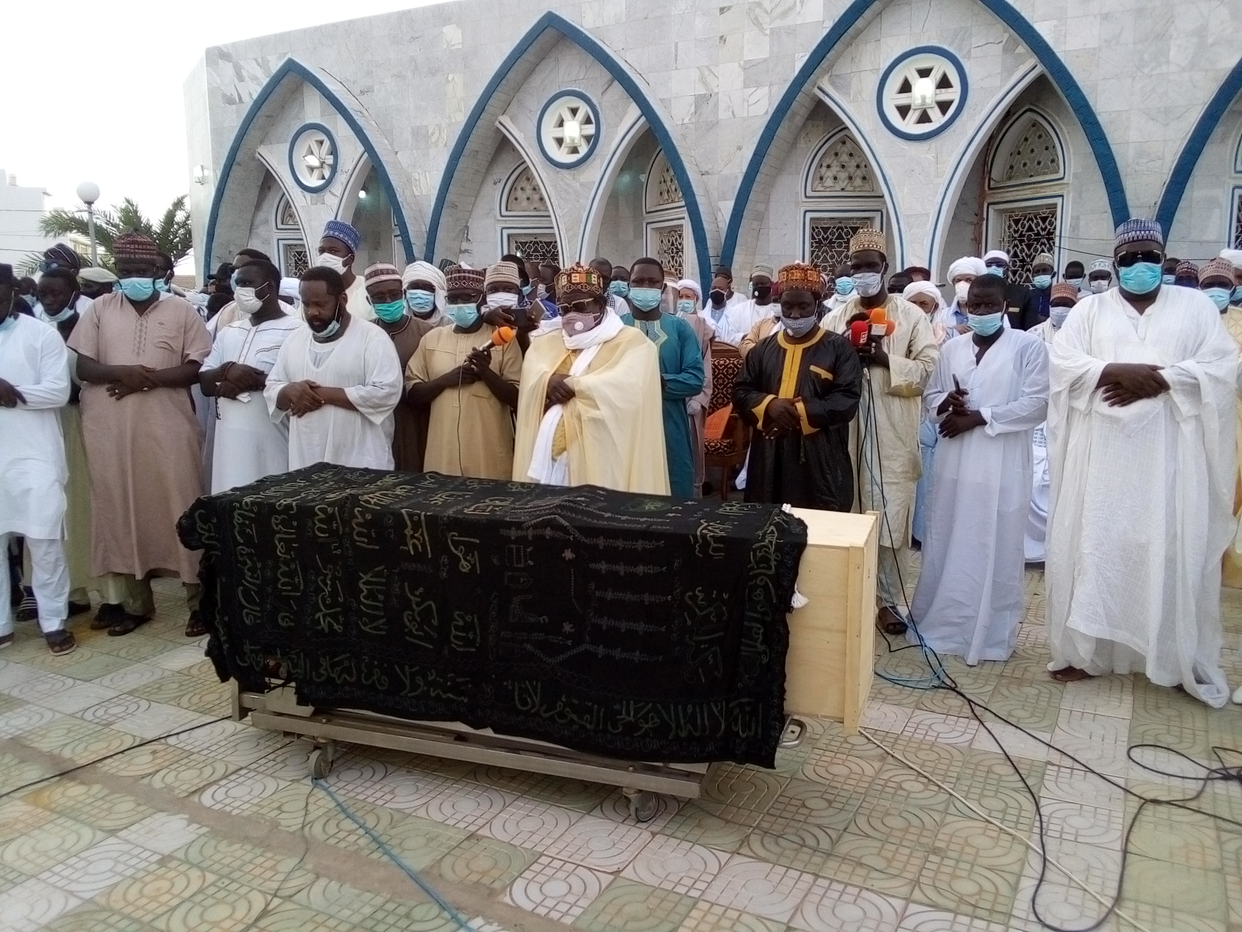 Médina Baye : Inhumation de Cheikh Mouhammadou Moctar Ibrahima Niass ...