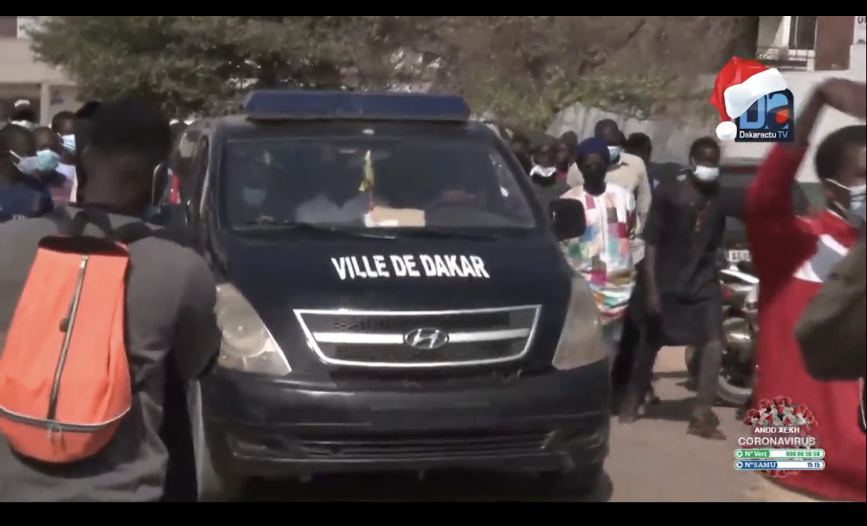 Inhumation Idrissa Diallo : Une dernière émouvante pour le maire de ...