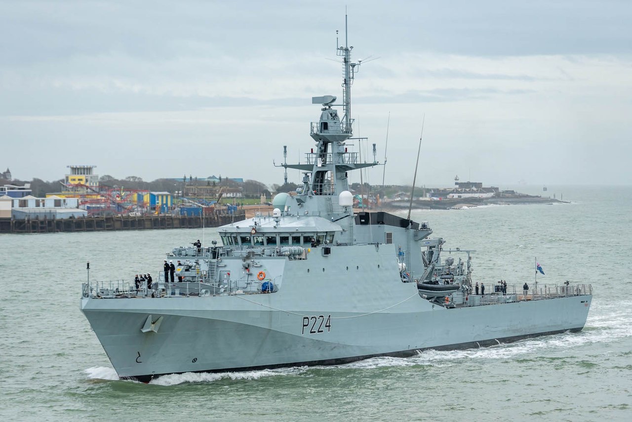 Exercice Grand African Nemo : La Royal Navy envoie son patrouilleur HMS ...