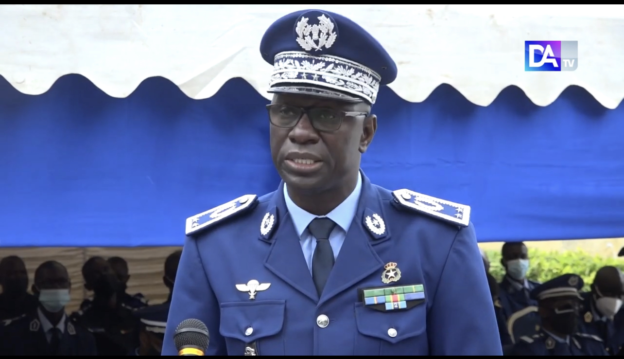 MINUSCA - Remise drapeau SENFPU : « Se conformer aux différents textes ...