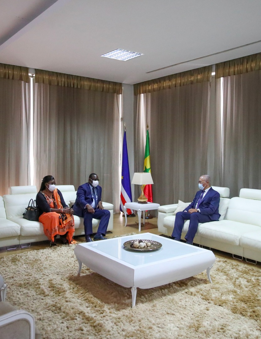 Investiture du président Cap Verdien : le président Sall et son épouse ...