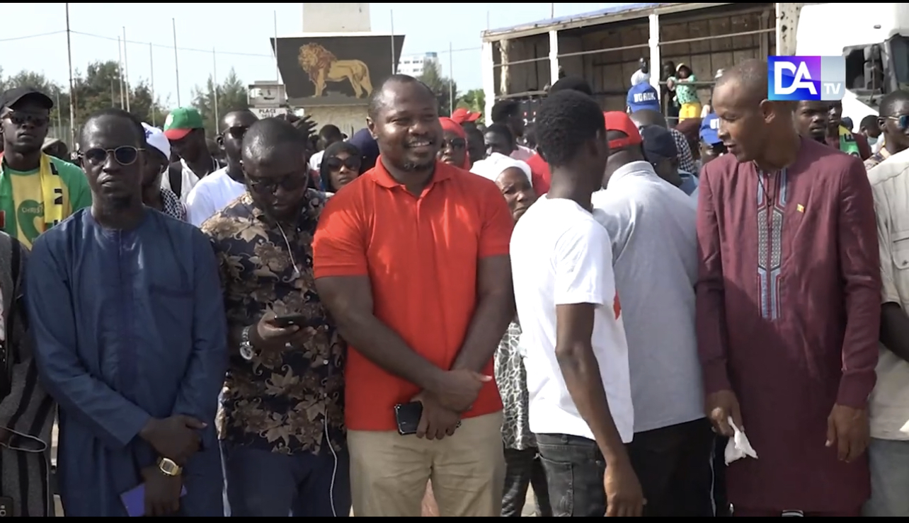 Place de la nation : les activistes réunis pour la quatrième fois ...