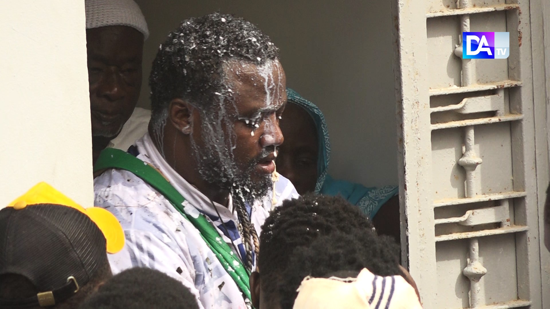 Lutte - PAPA SOW vs SITEU : Revivez l'ambiance chez Papa à quelques ...