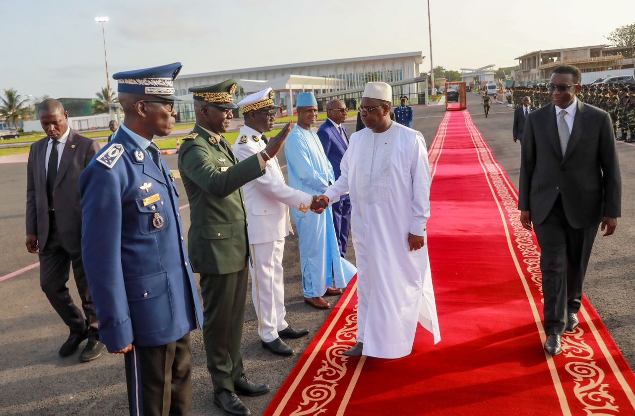 63e Sommet de la CEDEAO: Le président Macky Sall a quitté Dakar ce ...