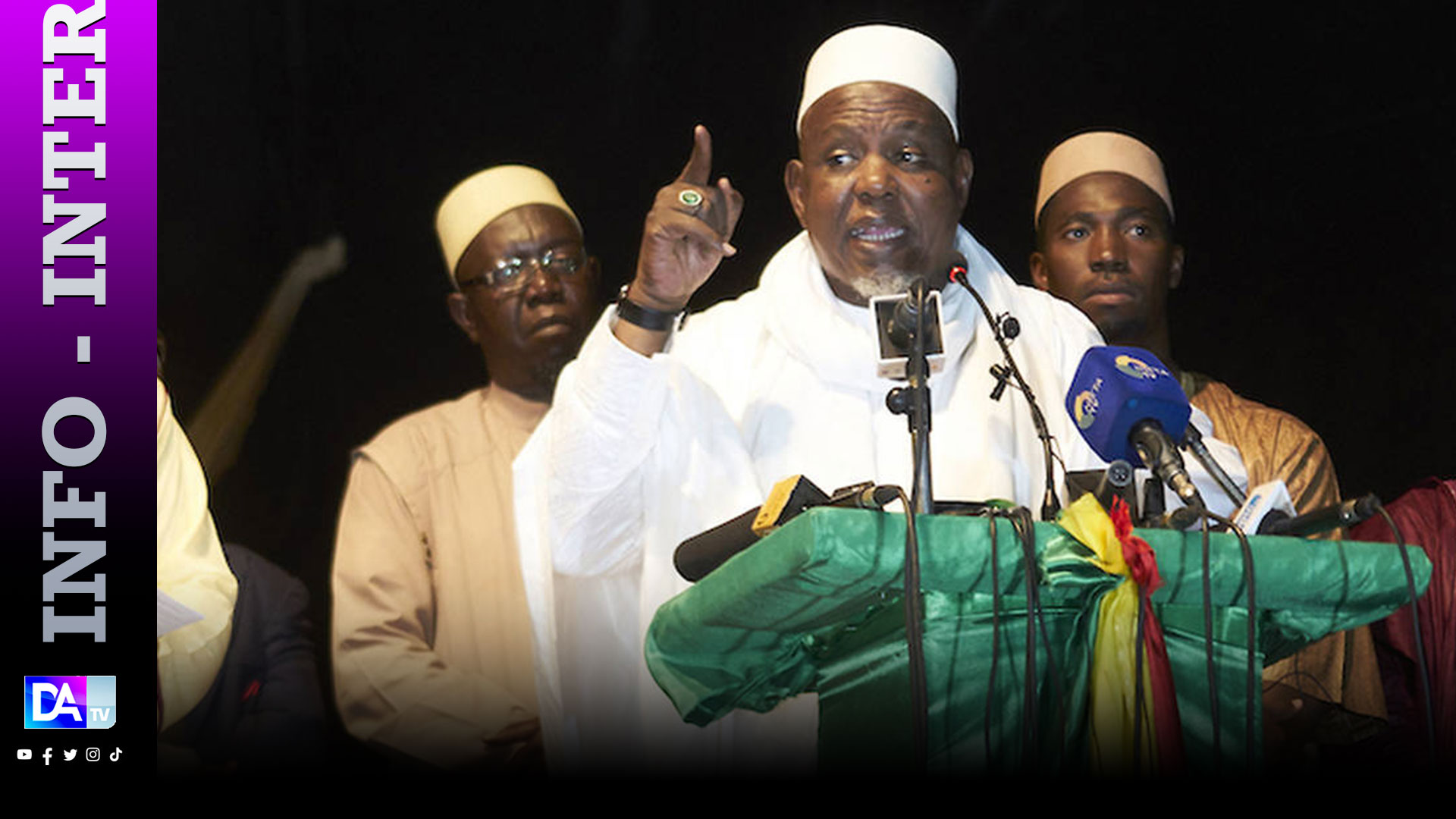 Mali: le mouvement de L'imam Dicko appelle à manifester pour un pouvoir ...