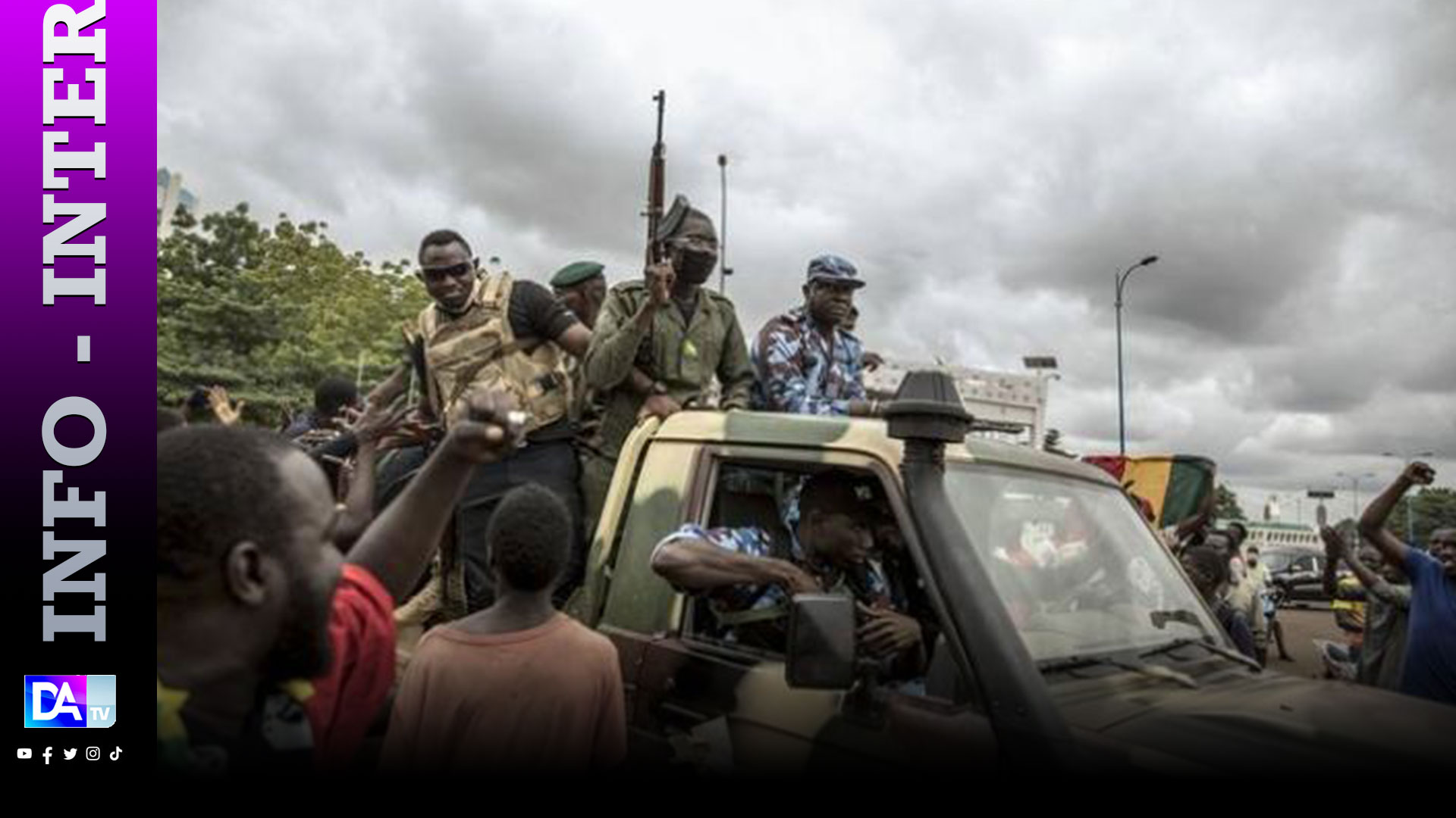 Mali: l'armée affirme contrôler une ville étape vers Kidal, fief rebelle