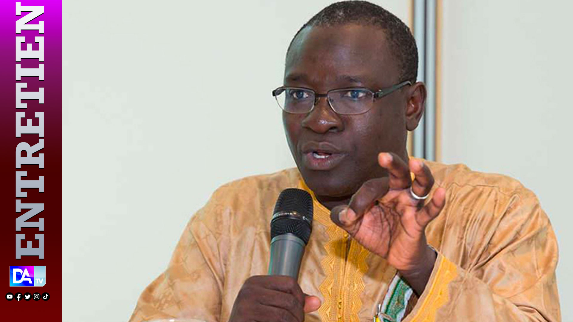 Premières sorties diplomatiques de Diomaye : L’analyse froide de Bakary ...